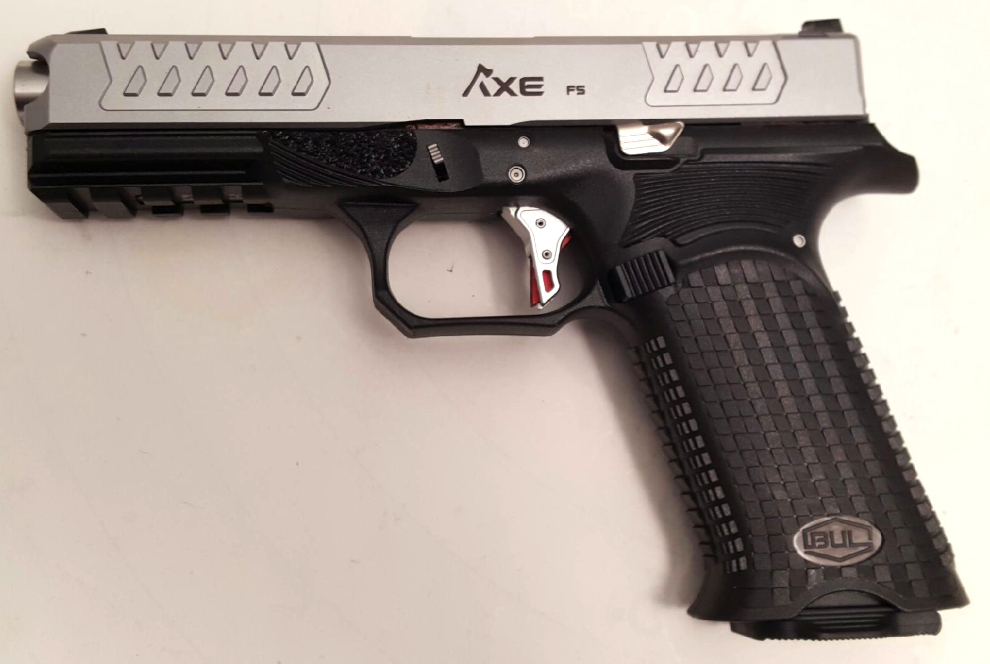 Pistolet BUL ARMORY AXE FULL SIZE CLEAVER - SILVER